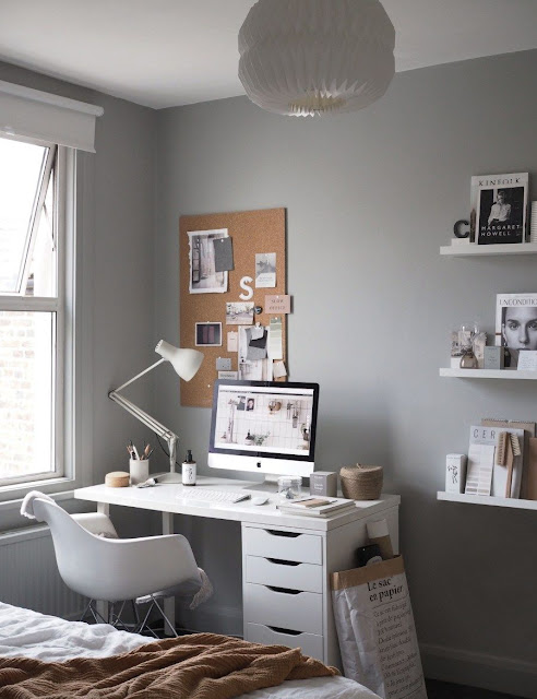 30+ Simple Desk Decor Reference Ideas. - WPICC.Blog