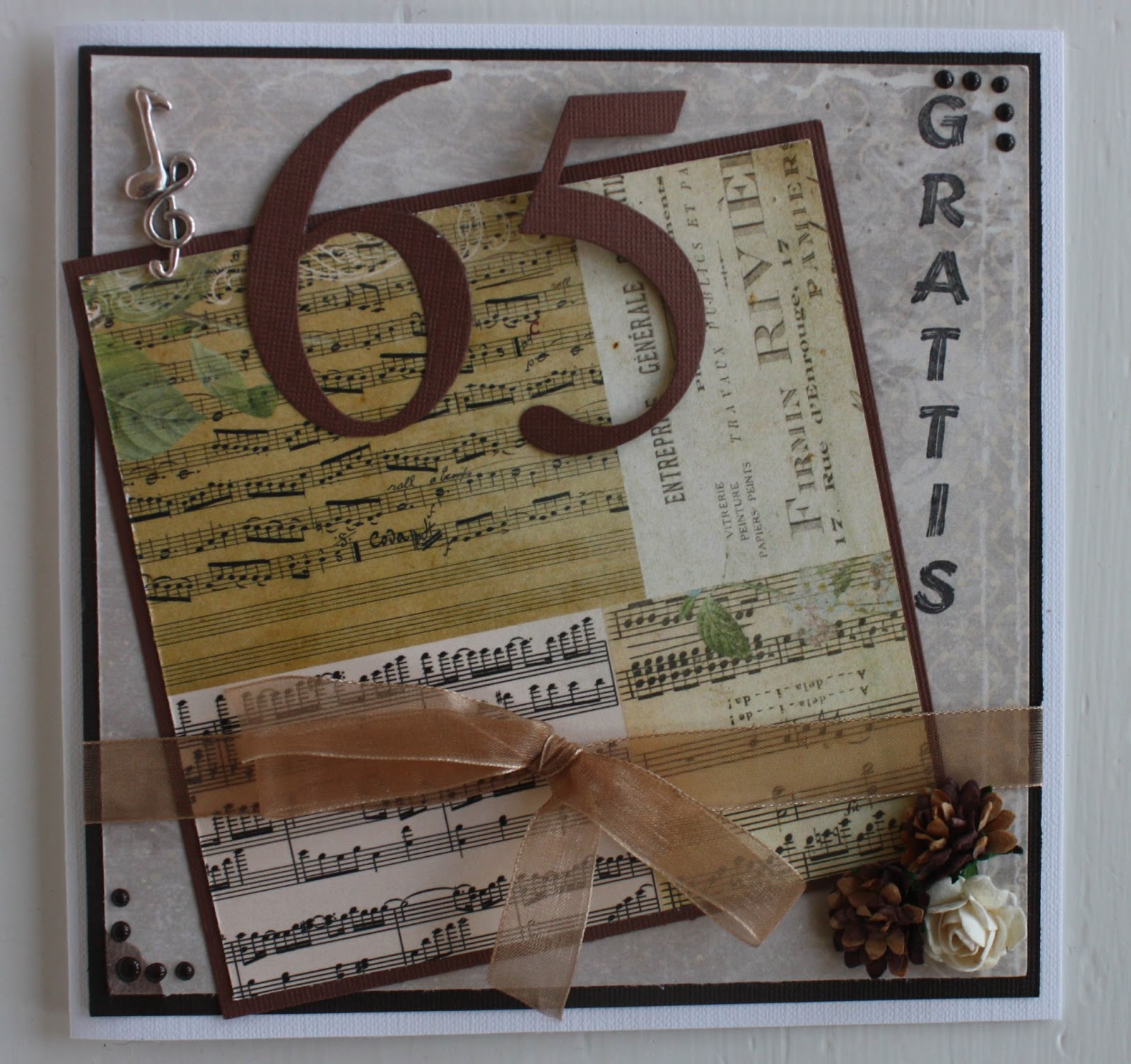 Pyssel och Kort: 65 år