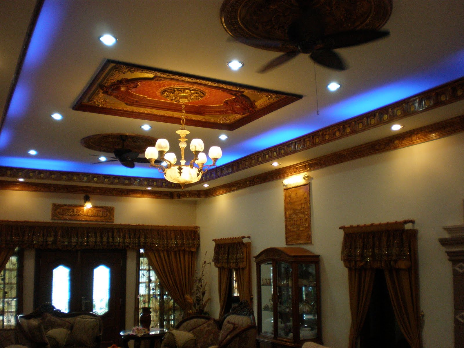 G INTERIOR DESIGN & CONSTRUCTION SDN BHD: Plaster Ceiling Project