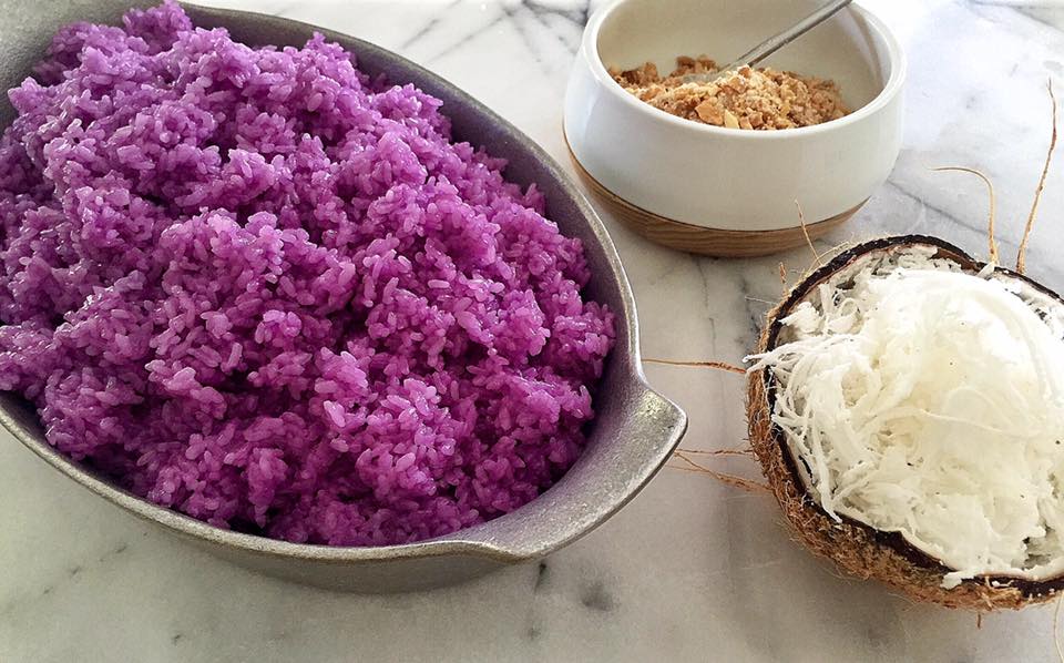 The Spices Of Life . . .: Xôi Lá Cẩm (Magenta Sticky Rice)