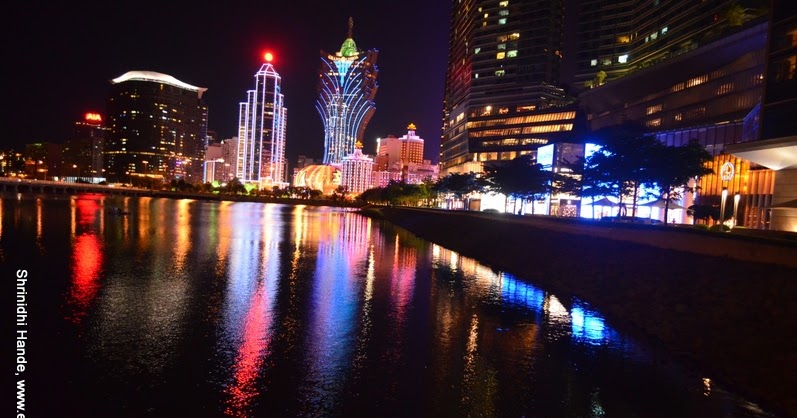 Macau night photos- city that doesn't sleep - eNidhi India Travel Blog