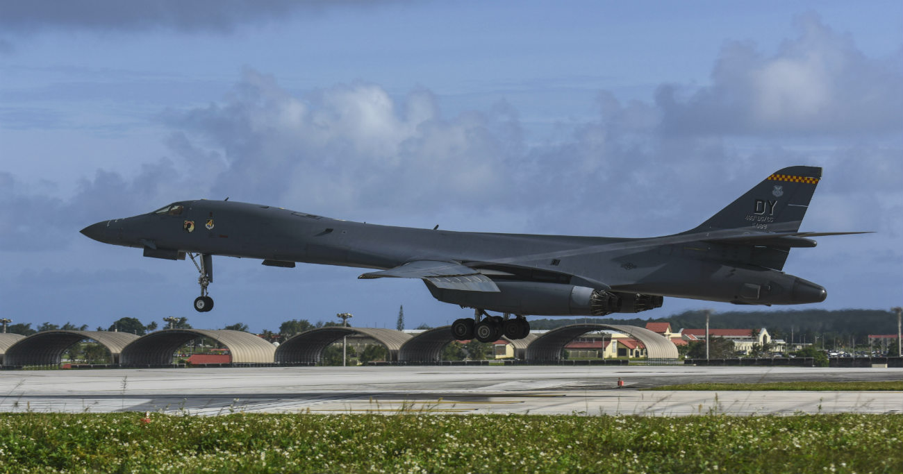 SI VIS PACEM, PARA BELLUM: Il bombardiere strategico Rockwell B-1 Lancer