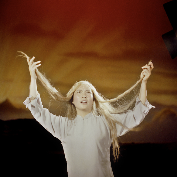 Rare Color Photos of Chinese Operas During the Cultural Revolution in ...