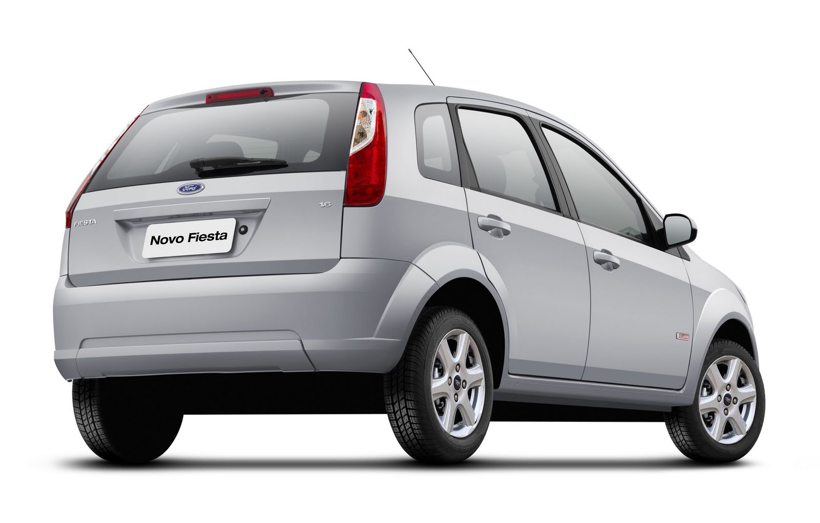 Aguiar Carros: Projeção: Novo Ford Fiesta RoCam