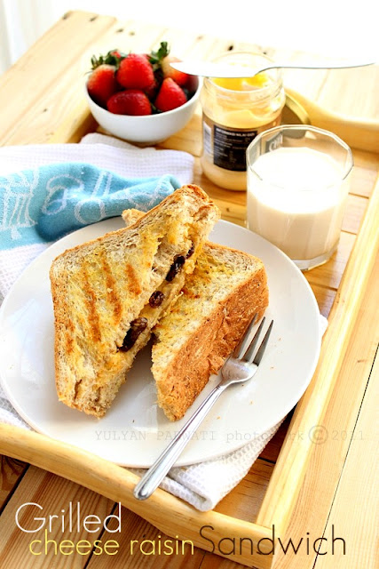 Cooking With Love: Grilled Cheese Raisin Sandwich