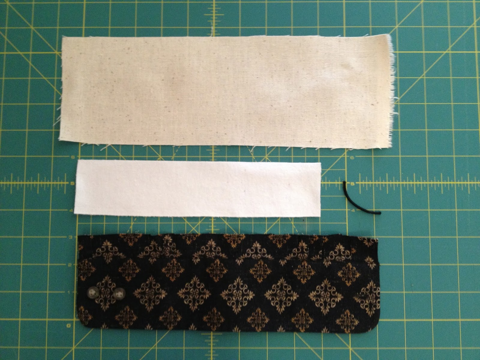 Handiworking: Sew a Coffee Cup Cuff :: Tutorial