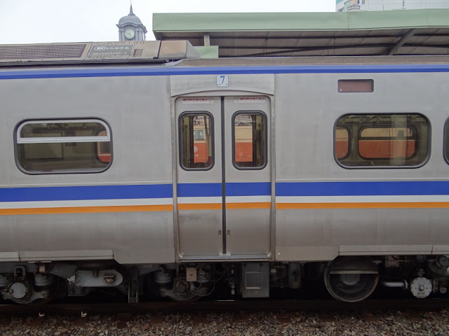 Blair's 鐵道攝影: EMU700型電聯車 / TRA EMU700 Type Electric Multiple Unit
