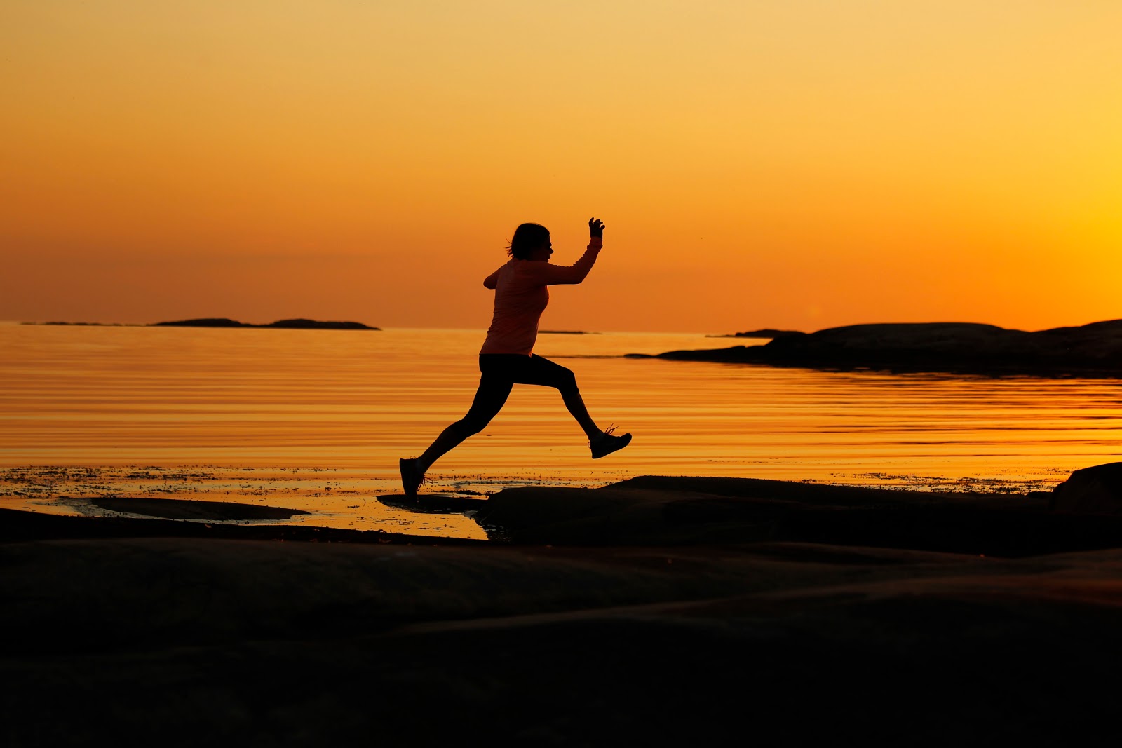 Sunset running,, - Gallery Blitz