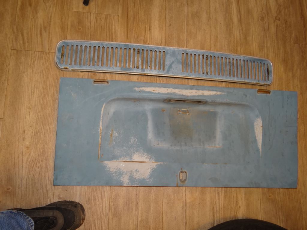 TheSamba.com :: Bay Window Bus - View topic - Brilliant blue or Niagara ...