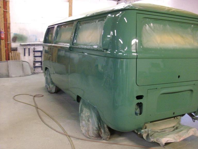 My 1969 VW Microbus: My 1969 Microbus Gets A New Coat Of Paint.