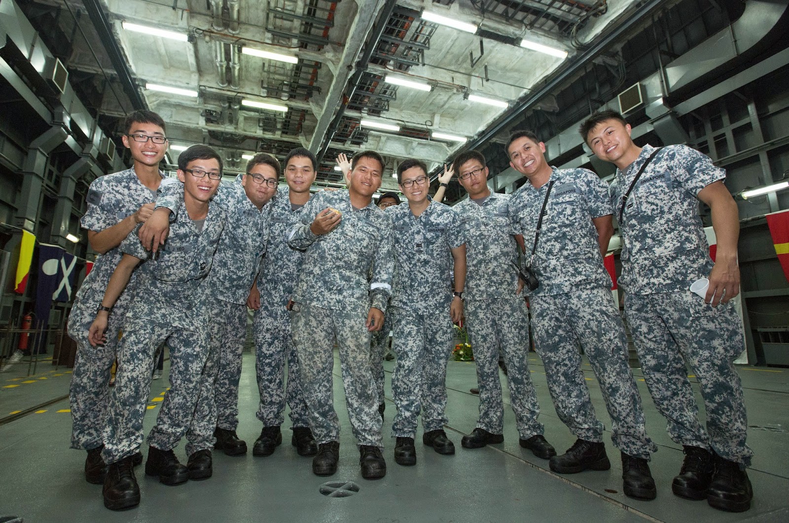 EAT.SHOP.PLAY - Michhysaurous: Navy at Vivo 2014 with RSS Persistence