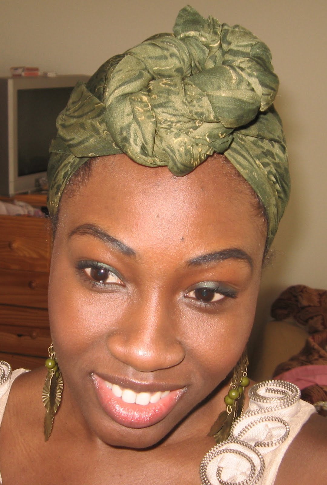 MzNappyTrini.com: Another Edition in the Head Wrap Chronicles