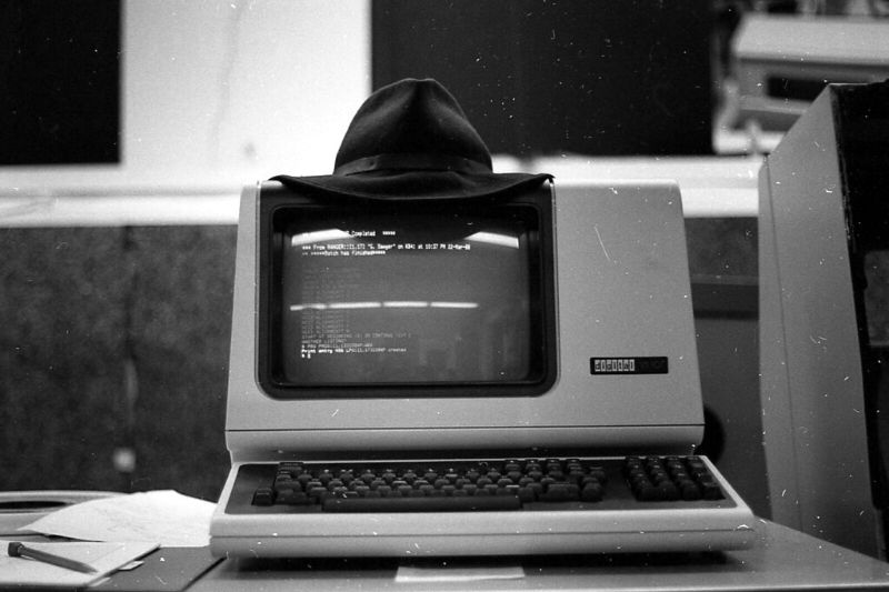 30 Cool Pics Show What the Office Life Looked Like in the 1980s ...