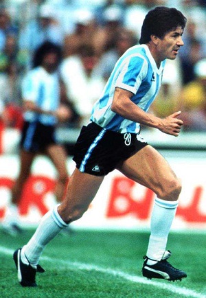 MERECIDO HOMENAJE A LUIS ADOLFO GALVÁN | Más Deportes