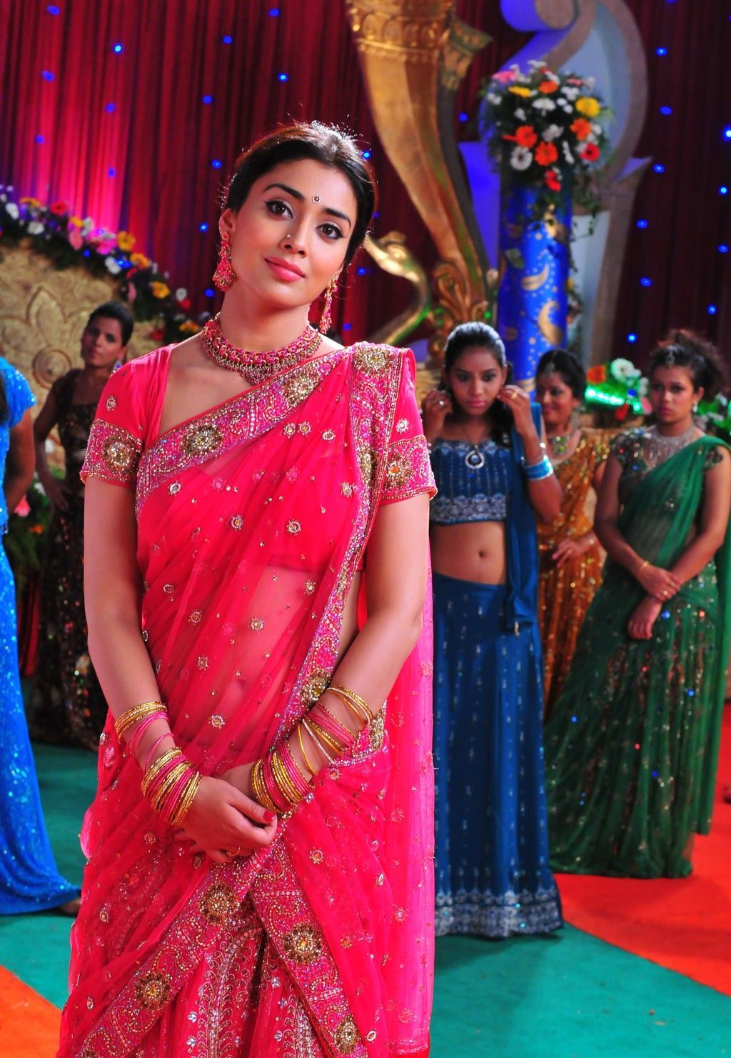 Fix up IQ: Actress Sriya in Raja Pokkiri Raja Movie