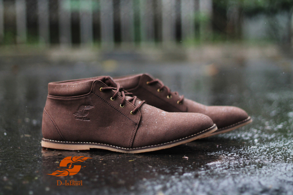 JUAL MODEL-MODEL SEPATU PRIA BERKUALITAS SEPATU BOOTS DAN SEPATU CASUAL ...