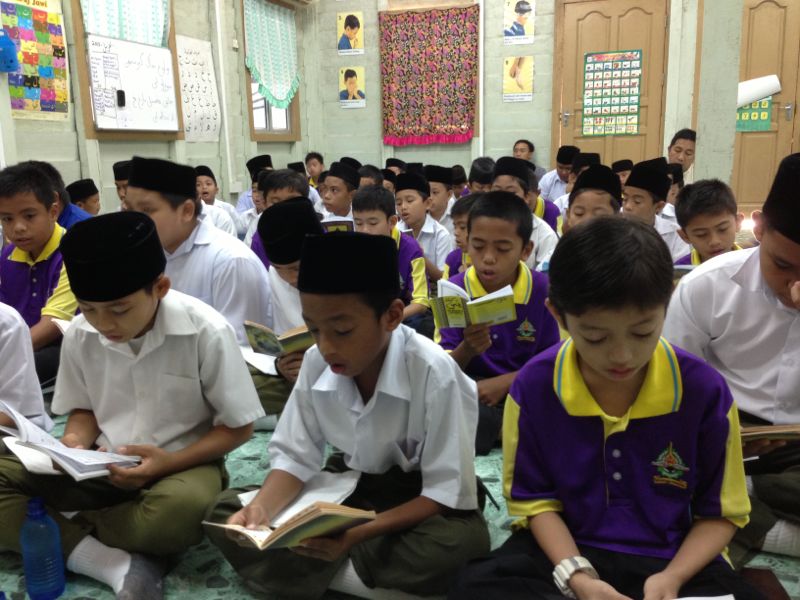 SEKOLAH RENDAH LUMAPAS: AKTIVITI KEAGAMAAN : MEMBACA SURAH YASSIN ...