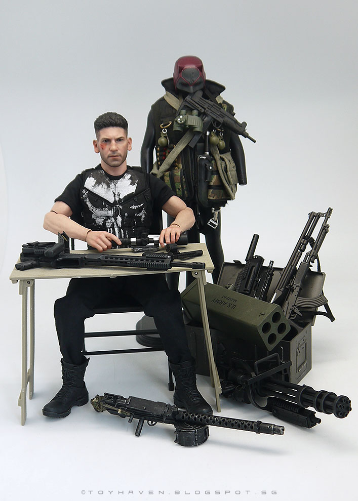 toyhaven: Hot Toys 1/6th scale Jon Bernthal The Punisher action figure ...