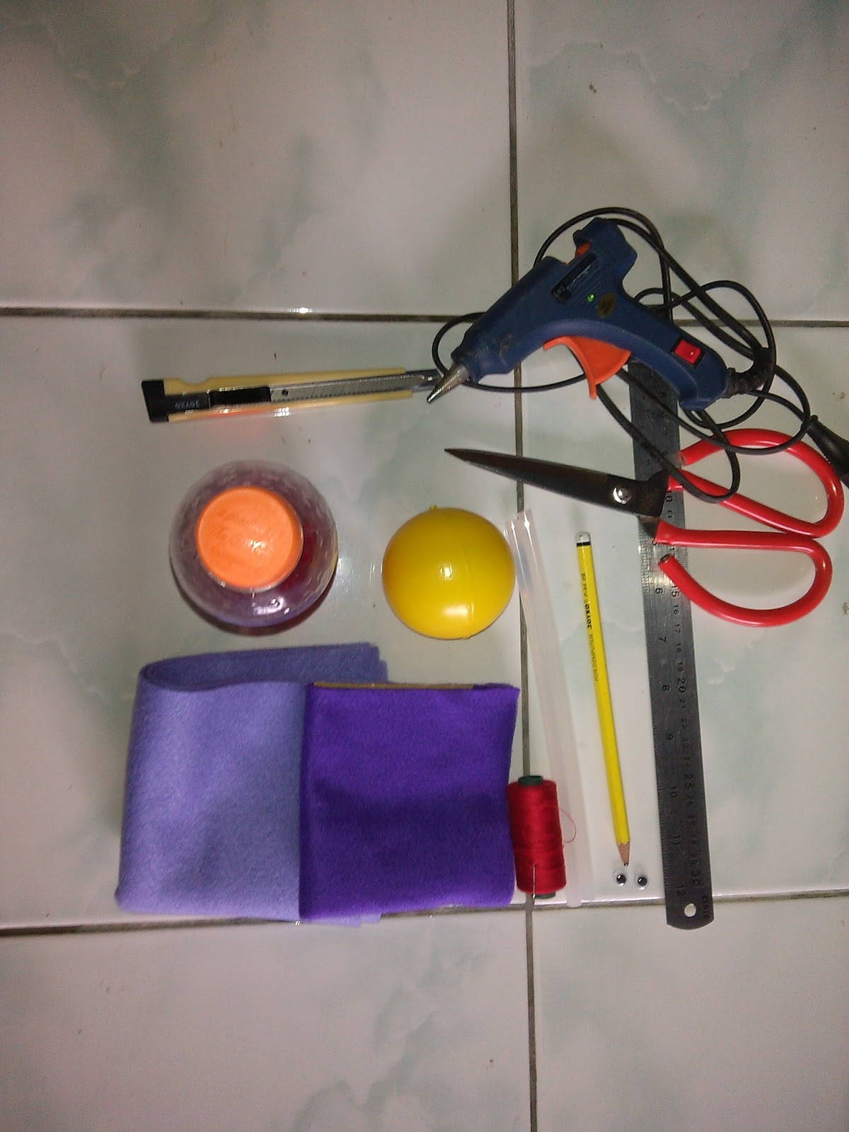 TULISAN WAWAN GEJE : Tutorial membuat Boneka dari botol Bekas