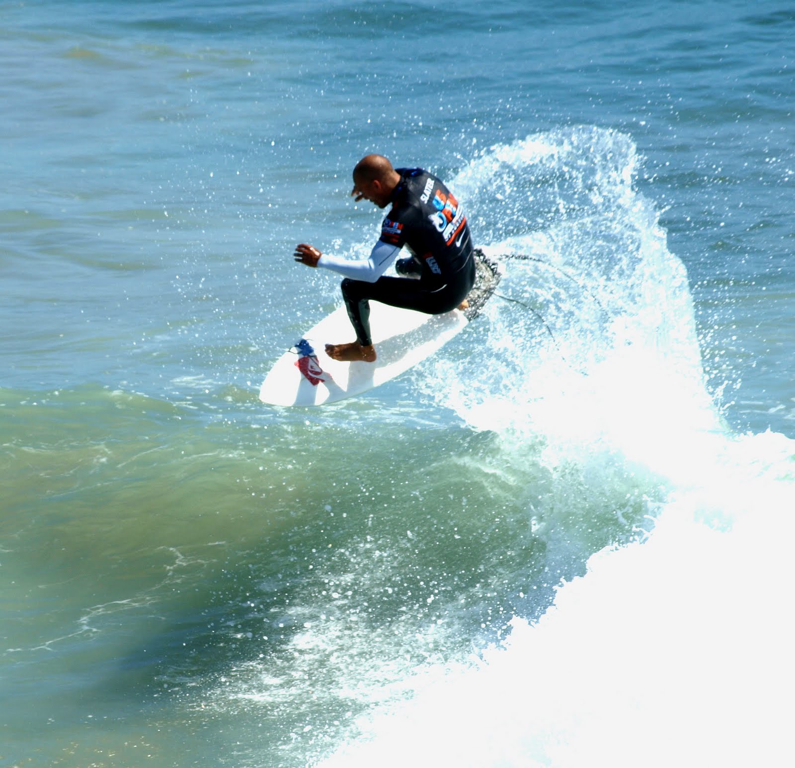 Lisa Petrarca's Blog: Kelly Slater Wins Nike US Open of Surfing!