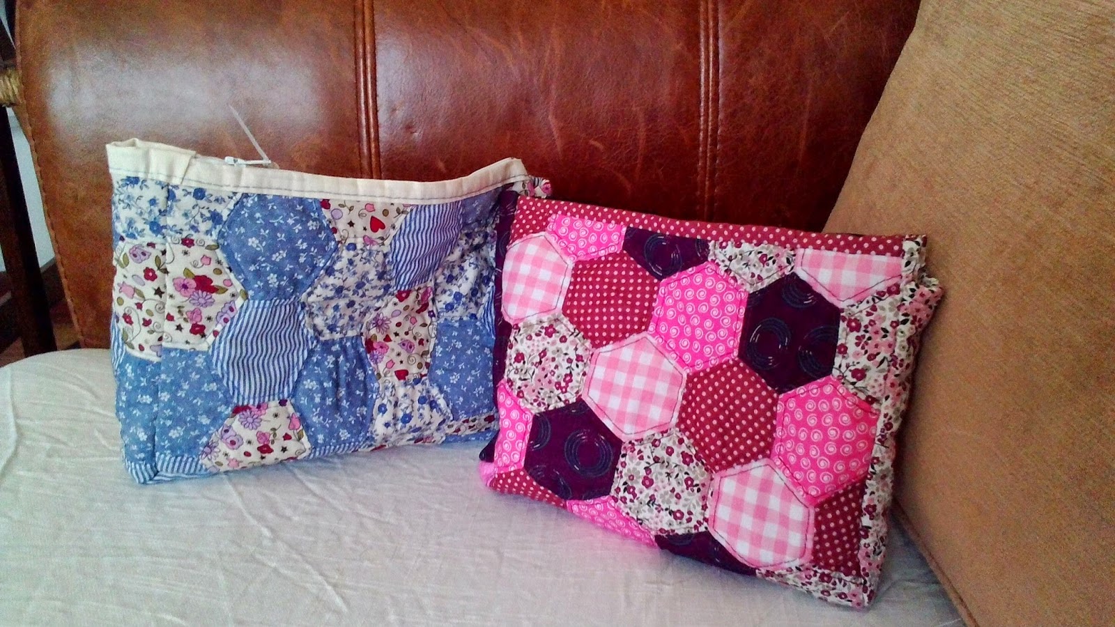 Manualidades Solidarias de TXARO con Tx: Patchwork: neceseres, colchas ...