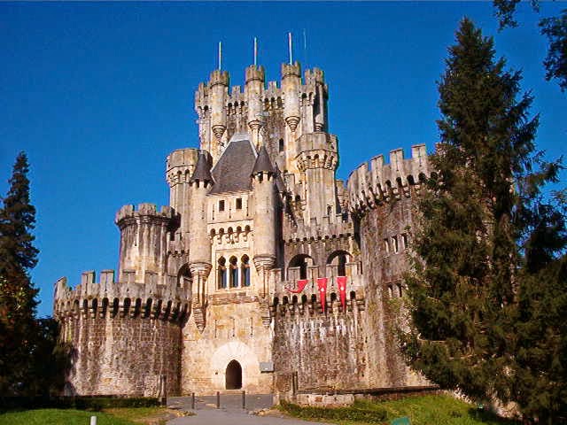 García de la Torre Arquitectos: CASTILLO DE BUTRÓN
