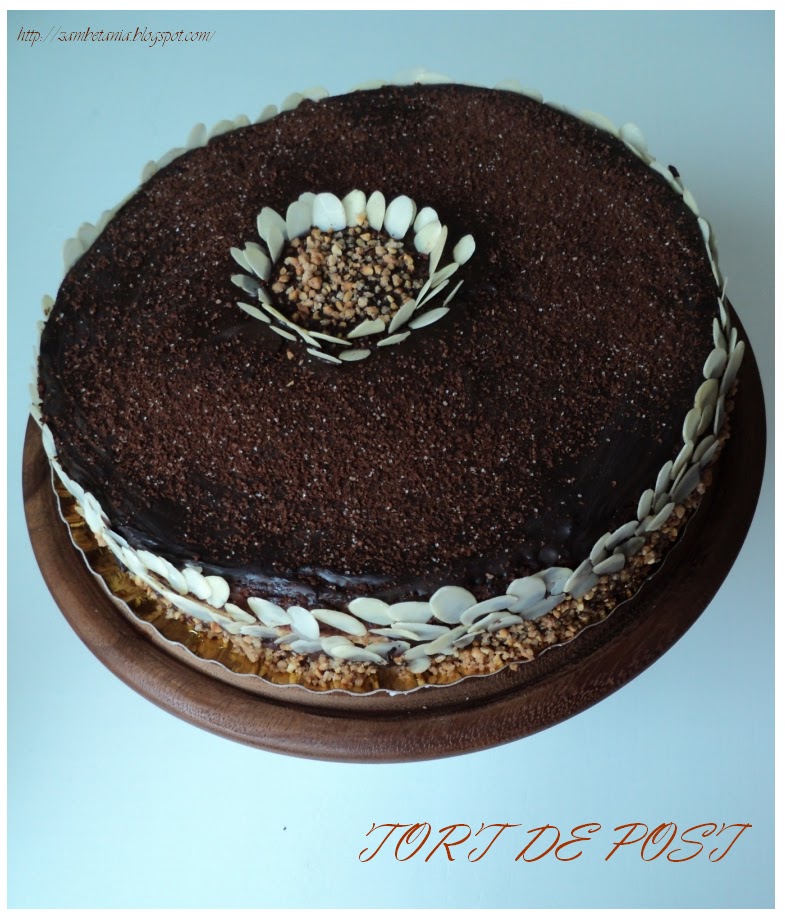 Zambetania: Tort de post cu nuci şi griş