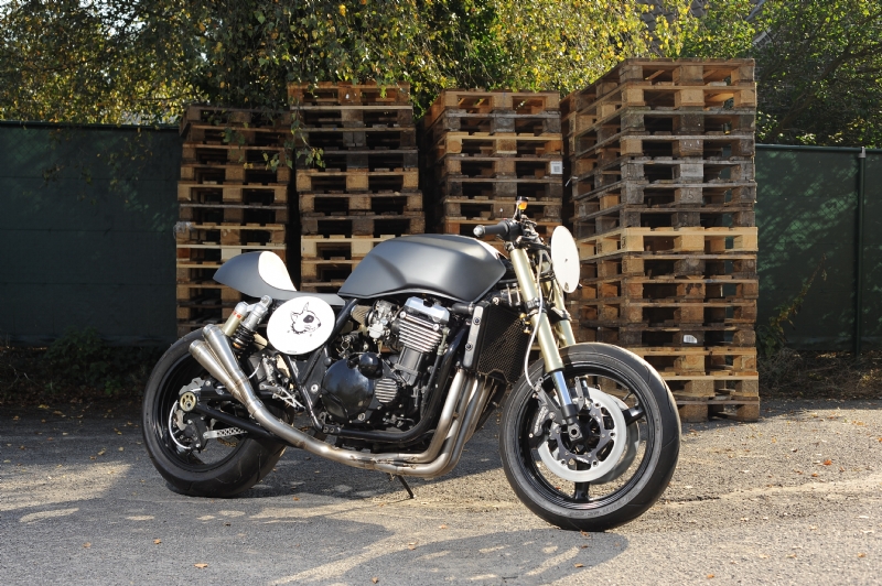 Kawasaki ZRX Cafe Racer - RocketGarage - Cafe Racer Magazine