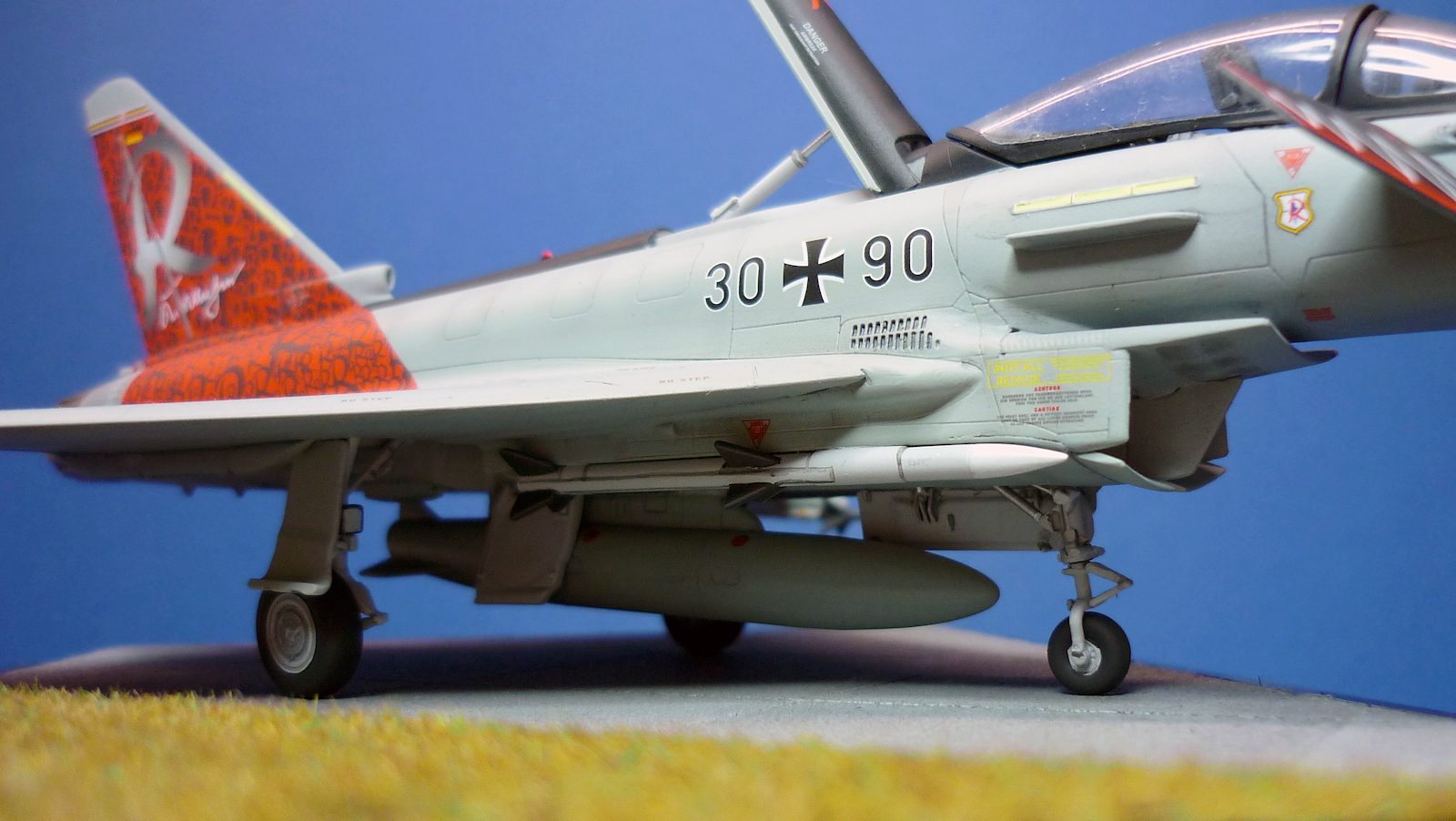 The Modelling News: Building the new 1/72nd single seat Eurofighter ...