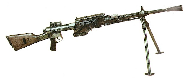 SI VIS PACEM, PARA BELLUM: Il fucile mitragliatore Breda Modello 30