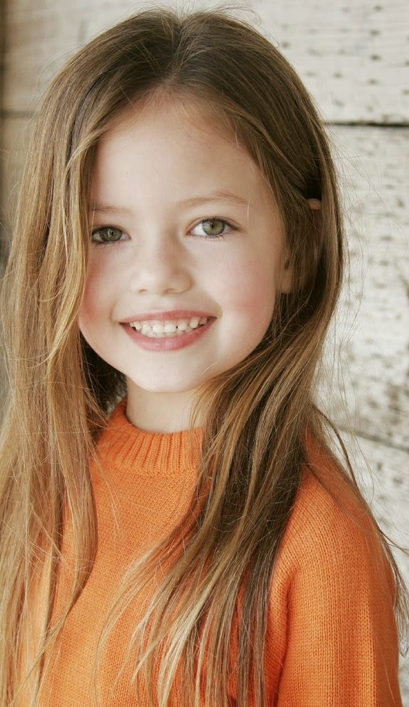 MACKENZIE FOY ! ~ And The Story Begins