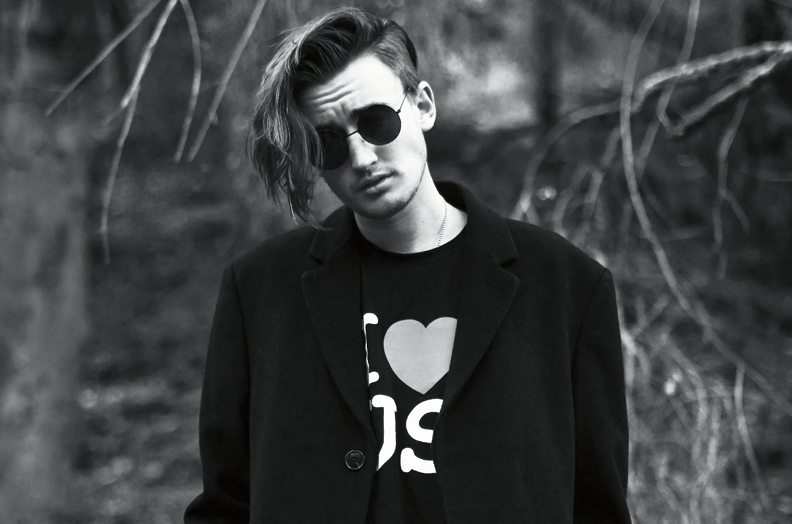 gnash: "something" (Single Premiere) ~ Booklet Music
