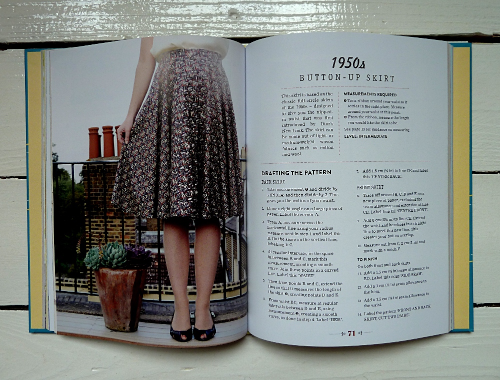 Lisa Comfort's Sew Over It Vintage - A Stitching Odyssey