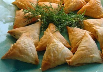 Foodie: How to Make Tyropitakia, Greek Cheese Triangles - College Gloss