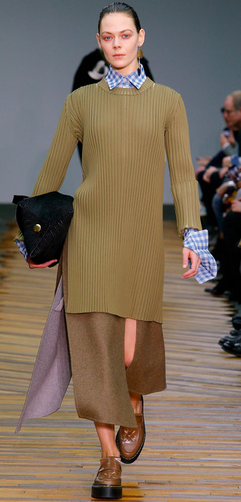 A Well-Mannered Woman: Well-mannered wardrobe.