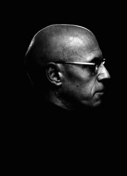 Filosofía: Foucault: el poder que produce individuos