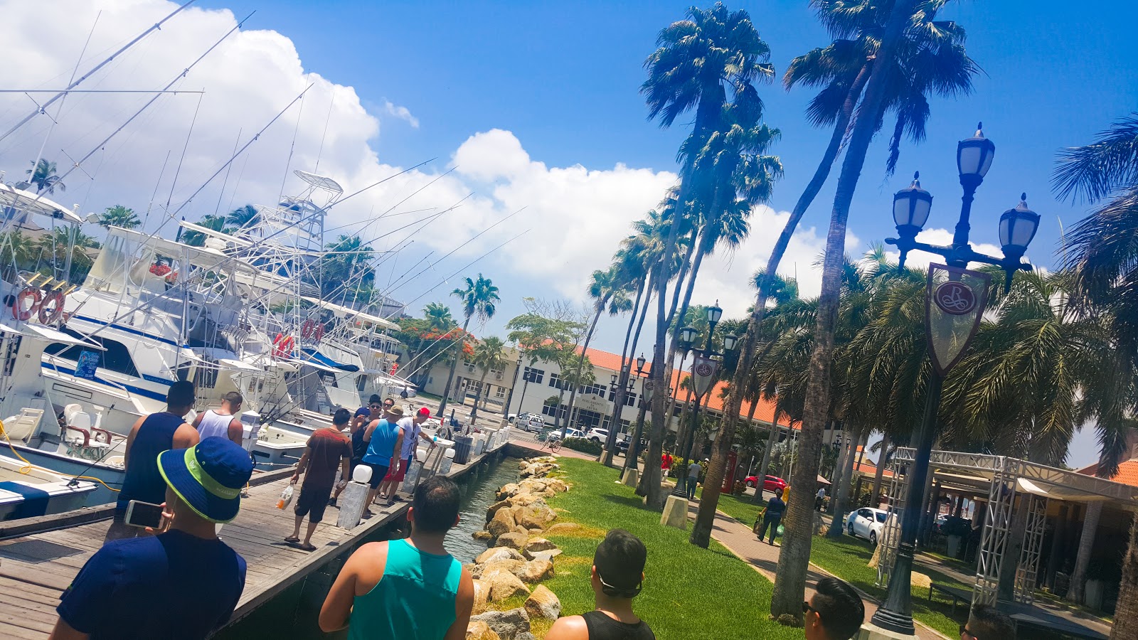 An Aruban Reunion | Points & Places