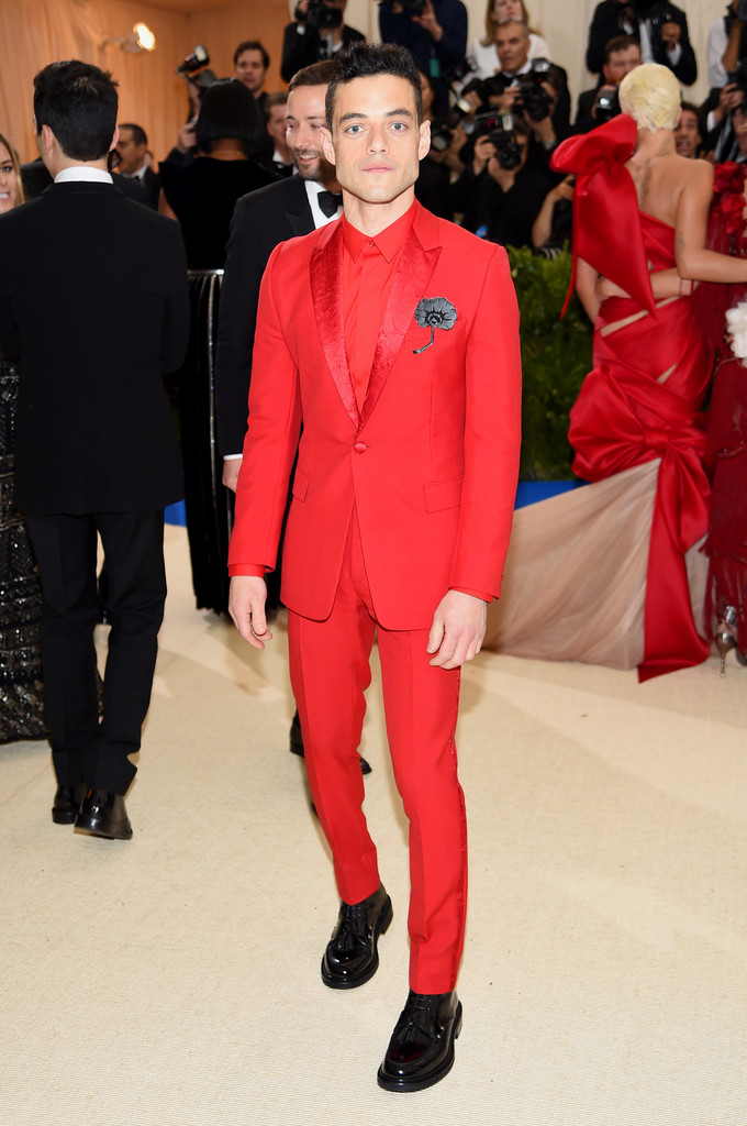 Style Spotlight: Rami Malek - Fashionably Fly