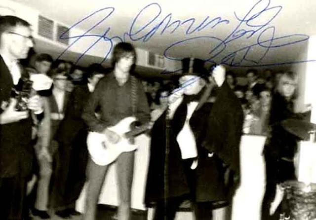 The Complete Story of Screaming Lord Sutch & The Savages: Screaming ...