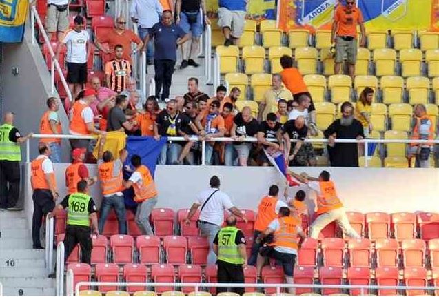 ΠΡΙΝ ΛΙΓΟ... ΞΥΛΟ ΚΑΙ ΜΕΣΑ ΣΤΟ ΓΗΠΕΔΟ ΣΤΑ ΣΚΟΠΙΑ...!!! ΕΙΝΑΙ H ΣΤΙΓΜΗ ...