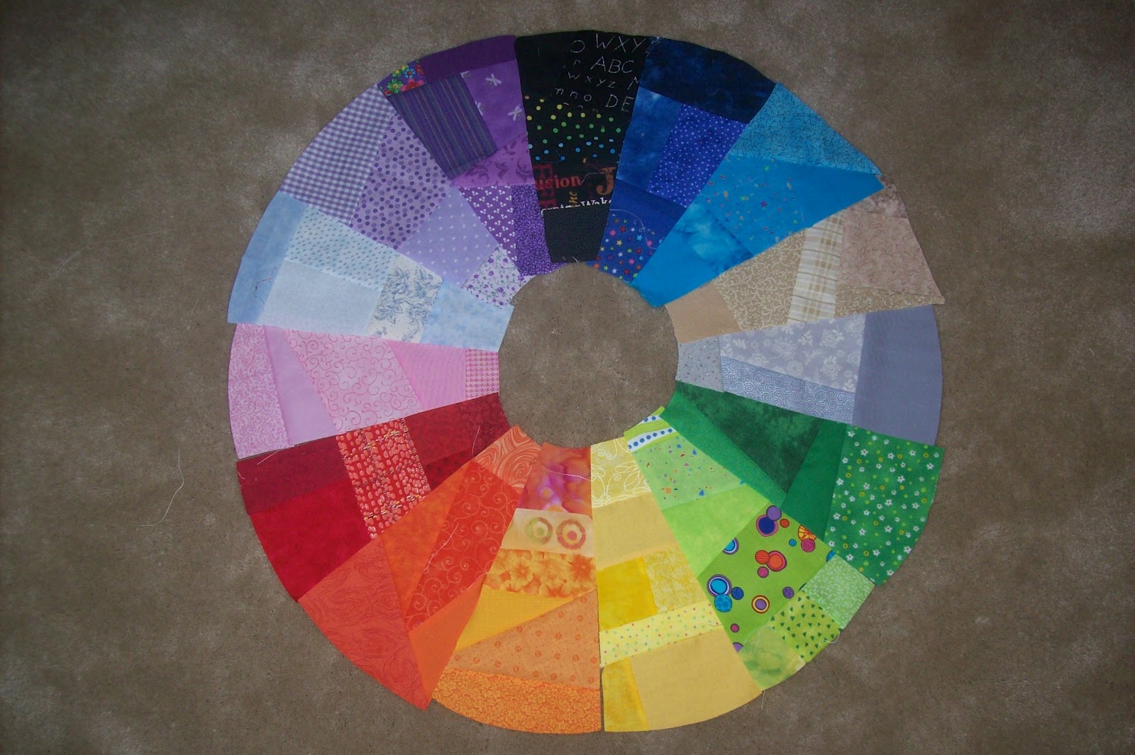 The Crafty Quilter's Closet: April 2012