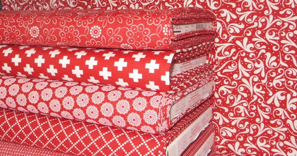 Pelenna Patchworks: Moda Project Red plus new extra wide backing fabrics!