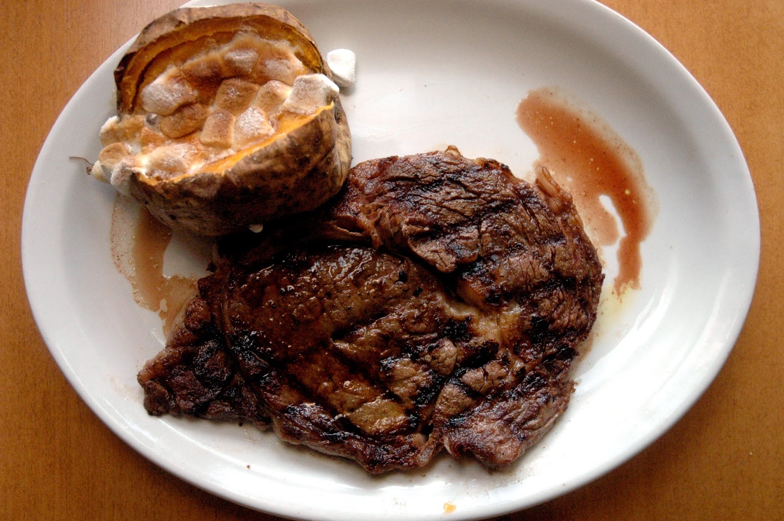 DUDE FOR FOOD: In a Lone Star State of Mind: At Texas Roadhouse...