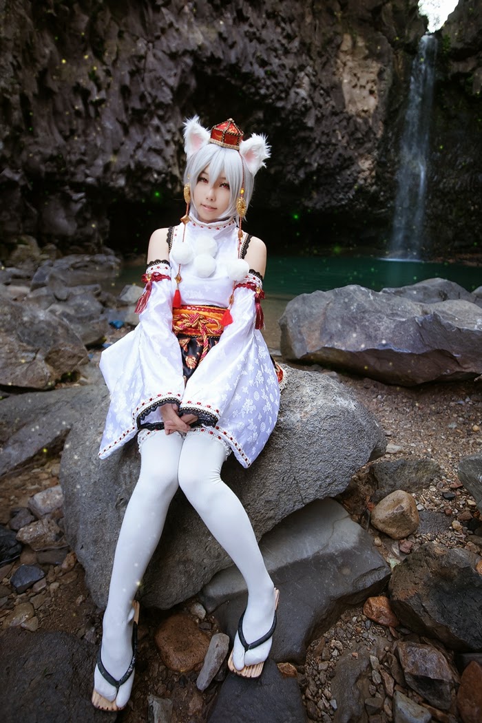 Final Fantasy Cosplay Costumes: Pretty Touhou Momiji Inubashiri Cosplay