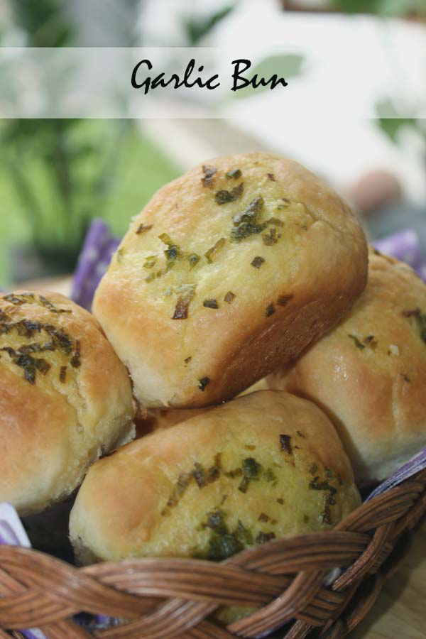 TaNPa tEluR: GARLIC BUN