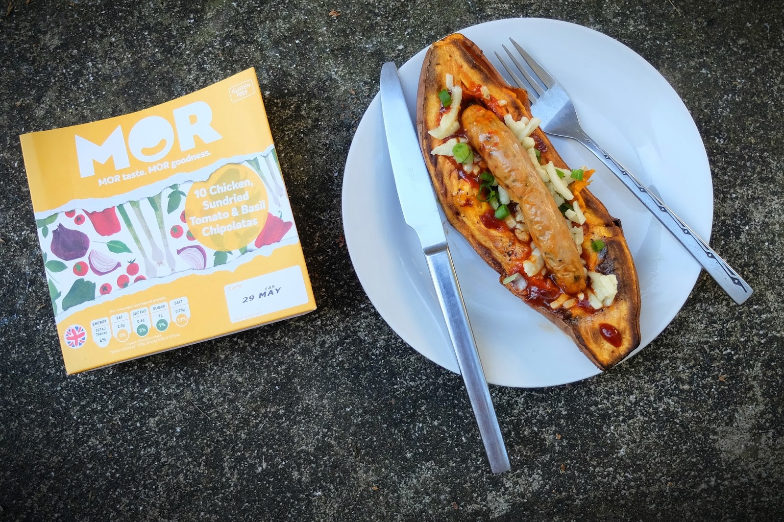 Ketogenic Hot Dog - with Mor Sausages - Raw Rhubarb - Fit Food and Recipes