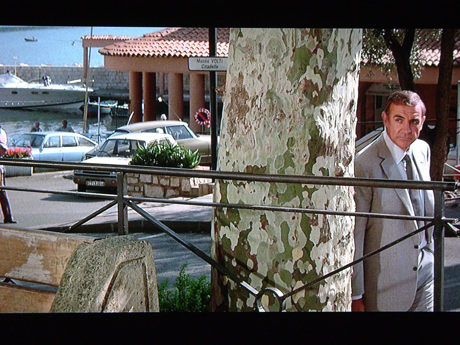 007 TRAVELERS: 007 Filming location: The harbour where Bond follows ...