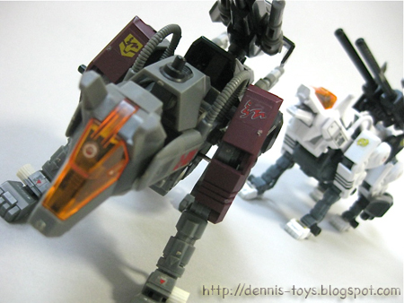 Dennis-Toys: Zoids Irvine's Command Wolf