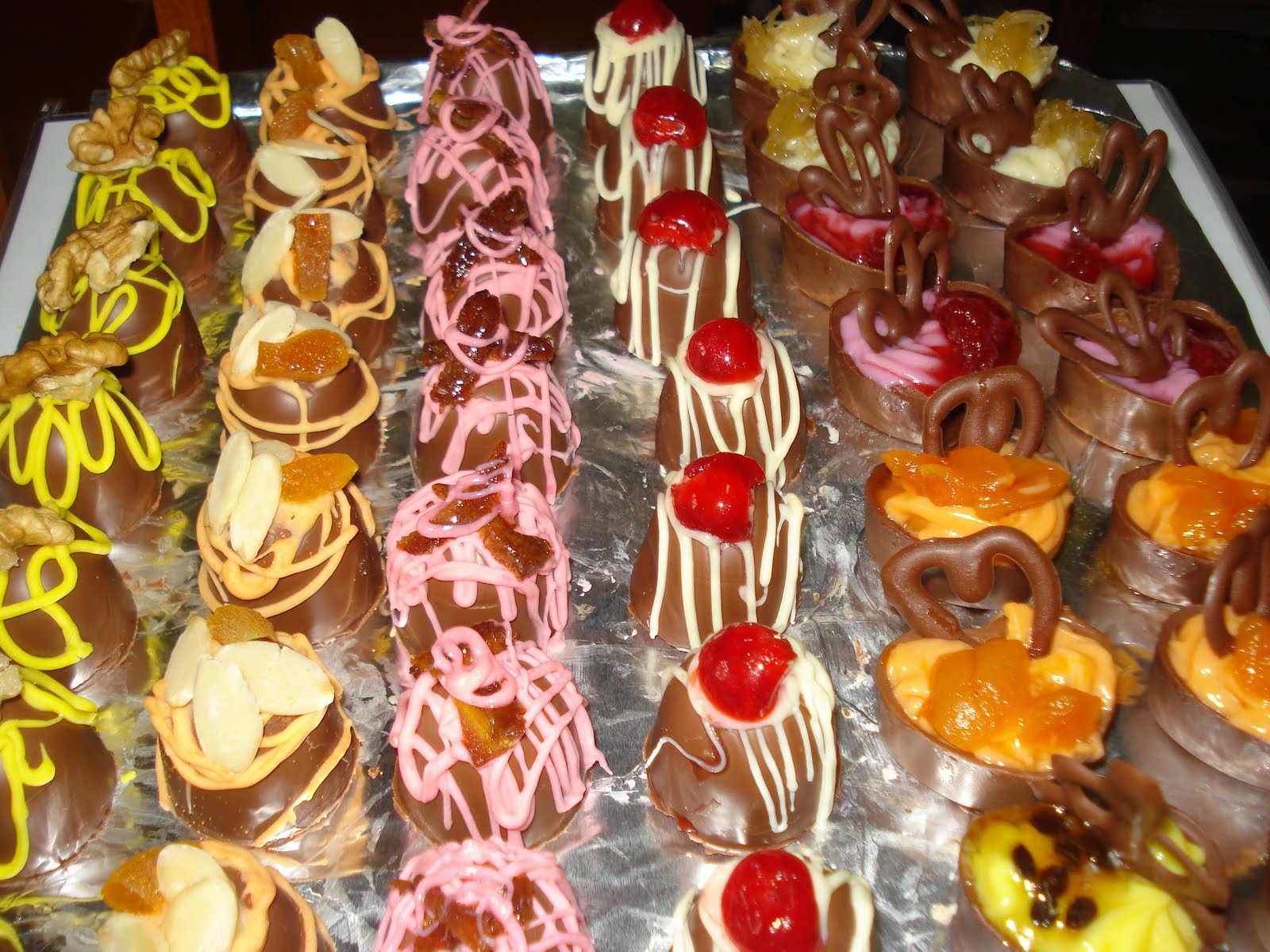 Cacau Bis: DOCES FINOS E BOMBONS DE CHOCOLATE