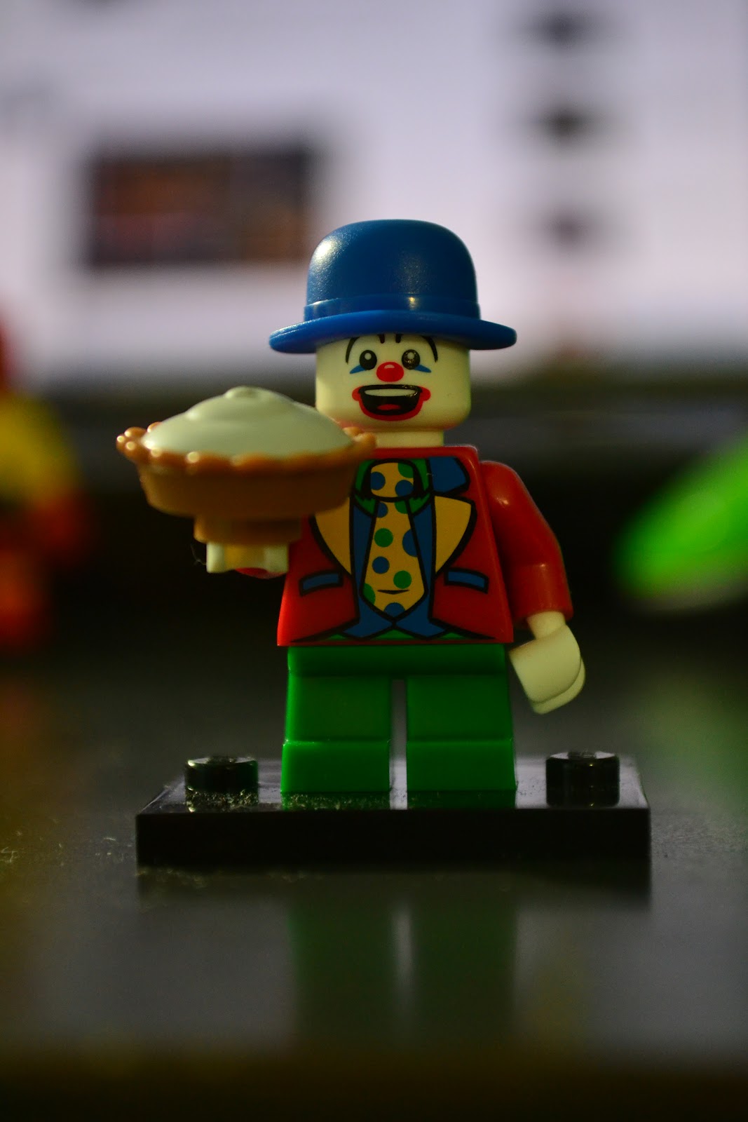 Totally Toys: LEGO Minifigures Series 5